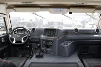 China Dongfeng M-Terrain M50 917 Off Road 4WD Diesel Vehicle 6000kg GVWR 380mm Ground Clearance for sale