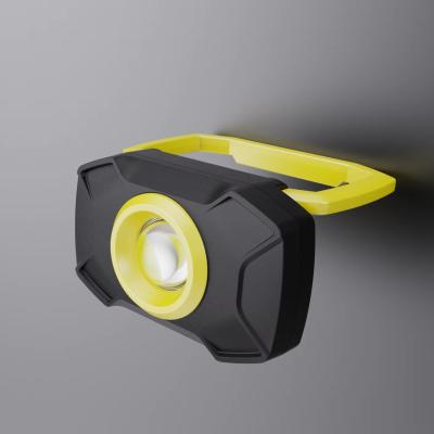 China 330g 1500lm 15W 4500mAh Rechargeable Workinglight with Floodlight and Built-in Magnet for sale