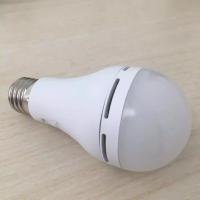 China 7W/10W LED Emergency Rechargeable E27/B22 Bulbs with Adjustable Brightness Support for sale