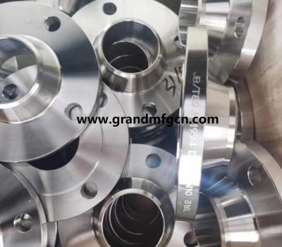 China Stainless Steel 304 DIN 2635 PN6 Welding Neck Flange Pipe Fitting 1-24 Inch for sale