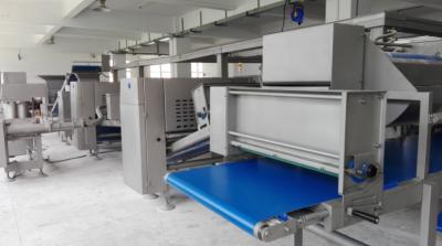 China Industrial Hamburger Buns Bread Making Machine 750mm Automatic Production Line for sale