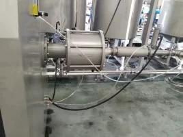 China Sponge Cake Aeration Machine 800kg Output Siemens PLC for Swiss Roll Production for sale