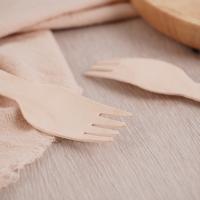 China Biodegradable Wooden Forks Bulk 140mm Woodable Disposable Wooden Utensils for sale