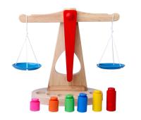 China Weighing 10CM Wooden Balance Scale Toy Montessori Balance Scale for sale