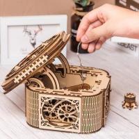China Gift 23.5cm Mechanical Wooden Block Puzzle Toys Small Wooden Jewelry Box for sale