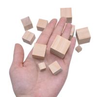 China Tree Pine 1.5cm Unfinished Wood Crafts Wooden Square Blocks for sale