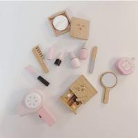 China ISO9001 Childrens Portable Montessori Wooden Cosmetic Toy Set for sale