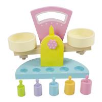 China Montessori Wooden Balance Beam Weight Scale For Preschool Training for sale
