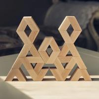 China 16pcs V Shape Natural Large Wooden 3D Building Blocks Toys Baby Unpaint Wooden Montessori Educational Stacking Blocks To for sale