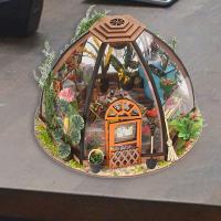 China Wooden DIY Miniature Dollhouse With Furniture Gardening Tool LED Light Battery for sale