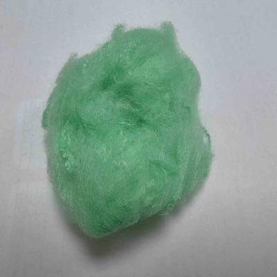 China 2.5D Green Dope Dyed Recycled PET Polyester Staple Fiber - 51mm Length, GRS Certified Eco-Friendly Material for sale