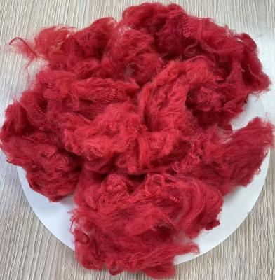 China non siliconized Dope Dyed Polyester Fiber 1.5D 38mm Bright Red for sale