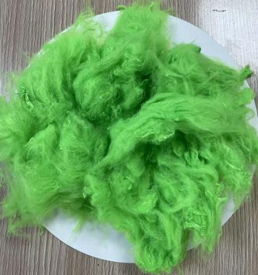 China Recycled Polyester Staple Fiber 1.5D 38mm Apple Green for sale