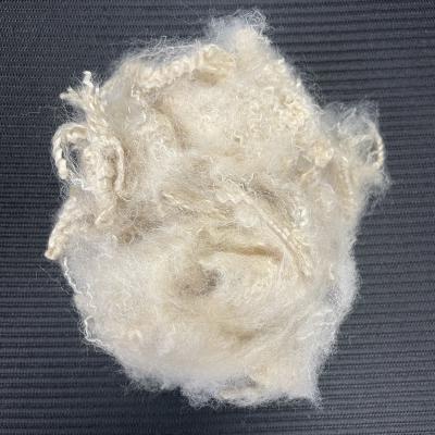 China 4D×51mm Eco-Friendly Recycled Low Melt Fiber for Good Bonding in Textile Production for sale