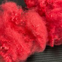 China Red low melting point fiber with its own red dyeing process, suitable for glue-free bonding and industrial filter felt for sale