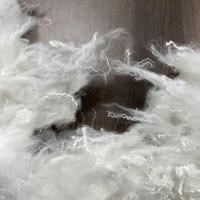 China Grade 1 Virgin PET Staple Fiber 1.4D*38MM, Even Fineness Clean Raw Polyester Fiber for Carding Spinning Nonwoven for sale