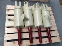 China HP400 Stone Cone Crusher Spare Parts Hydraulic Tramp Release Cylinder for Energy Mining for sale