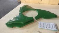 China Forging VSI Crusher Spare Parts Upper and Lower Wear Plate B6150SE 3.21KG Weight for sale