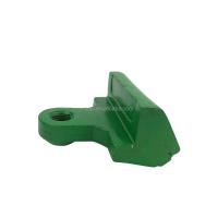 China Forging VSI Crusher Spare Parts Upper and Lower Wear Plate B6150SE 3.21KG Weight for sale