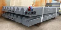 China Manganese 13% 18% 22% Jaw Crusher Spare Parts Jaw Plate with Forging Machining Process for sale