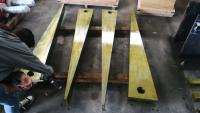 China Customized Jaw Breaker Wedge for C160 200 Jaw Crusher in Ore Mining Production Line for sale