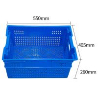 China HDPE Plastic Stackable Tomato Crate 550x405x260mm Reusable Storage Container for sale