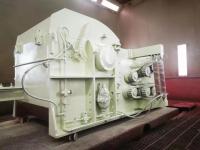 China Customized 6m Wood Chipper Machine With Feeding Belt Conveyor Wood Chip Crusher for sale