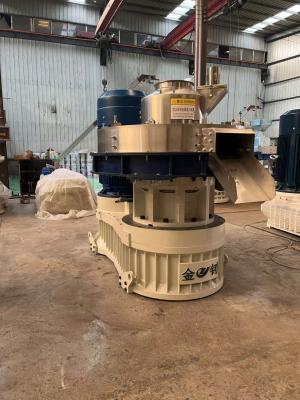 China XGJ560 Wood Pellet Machine Industrial Ring Die Pellet Mill 1.5-2.5T/H | High Density Low Energy Cost for sale
