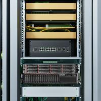 China Silver Processor Type 2U Rack Enterprise Server SR588 for Office Workflow Enhancement for sale