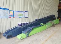 China Yellow Red White Long Reach Boom Excavator Cat 320 PC200 Hitachi 210 for sale