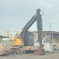 China Enhanced Excavator Telescopic Arm With Standard Bucket For Digging Soil for sale