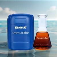 China High Efficiency Crude Demulsifier for Oil Dehydration - 40% Solid Content, pH 2-4 Range, 50-1000ppm Dosage for sale