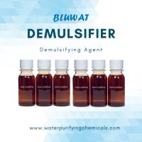 China Industrial Demulsifier Agent for Oil-Water Separation - 40% Solid Content, pH 2-4 Range for Wastewater Treatment for sale