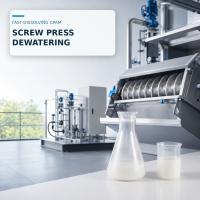 China Fast-Dissolving Cationic Polyacrylamide Emulsion for Screw Press Dewatering for sale