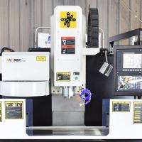 China 400KG Max Load BT40 High Speed VMC Machine Milling Automated CNC Machine for sale