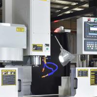 China VMC Vertical Machine Center 500mm Z Axis Travel Automatic Milling Machine for sale