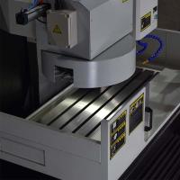 China Vertical Precision CNC Machining Center 0.01mm Positioning Accuracy for sale