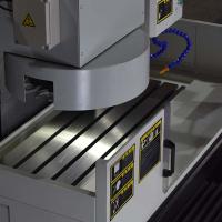 China 4 Axis VMC CNC Vertical Milling Center Machine High Rigidity Heavy Cutting for sale