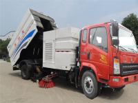 China SINOTRUK HOWO 4X2 Road Sweeper Truck 2 Axles For Cleaning Highways / Urban Roads for sale