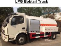 China 5CBM - 35CBM Bobtail LPG Truck , 5000L Propane Tank Truck ISO 9001 Approved for sale