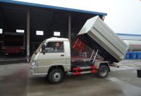 China FOTON 4X2 2000 Liters Small Dumpster Garbage Truck , 6 Wheels 2cbm Mini Garbage Truck for sale