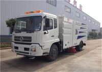 China RHD Dongfeng 4x2 Vacuum Sweeper Truck , 4000 Liters Road Cleaning Machine for sale