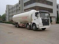 China Howo 8x4 Dry Cement Truck , Reliable Cement Transport Truck Axle Optional for sale