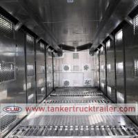 China Dongfeng 5 meters Stainless Steel 4x2 Livestock Transport Truck for Farms for sale