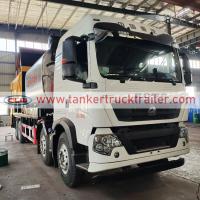 China Sinotruk HOWO 25000 Liters 8x4 Road Chip Sealer Truck for Highway Maintenance for sale