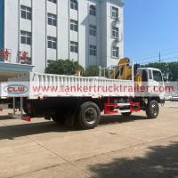 China HOWO 4X4 5Ton Folding Crane Truck for Material Transport and Lifting for sale