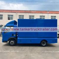 China HOWO 4x2 Mobile P4 High Refresh LED Advertising Truck for Events and Promotions for sale