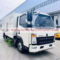 China Sinotruk HOWO 5500 Liters Road Cleaning Road Sweeper Truck for Municipal Cleaning for sale