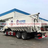 China HOWO 6X4 40CBM Hydraulic Control Bulk Feed Delivery Truck for Sale for sale