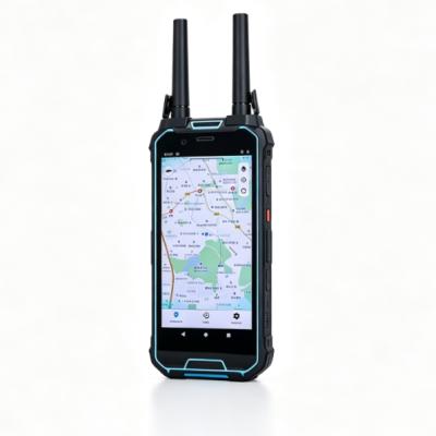China Handheld Drone Locator and Detector 1-2km Dji Fpv Signal Detection Device 100-6000MHz Full Band Drone Detector for sale